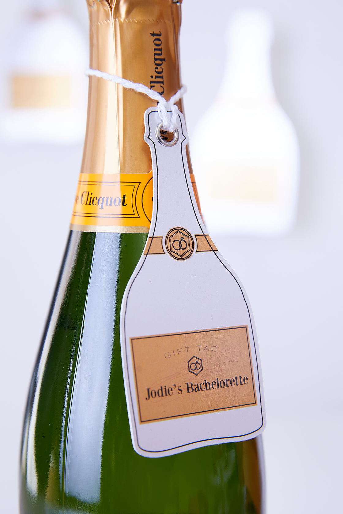Personalised Veuve Before Vows - Gift Tag - Pack of 18 – theaddedextras